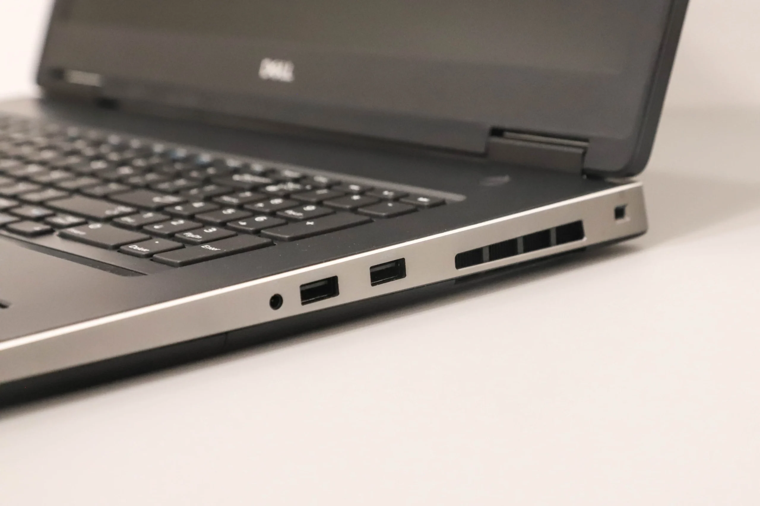 Laptop Dell Precision 7730 | Thiết kế đồ hoạ nặng, Render